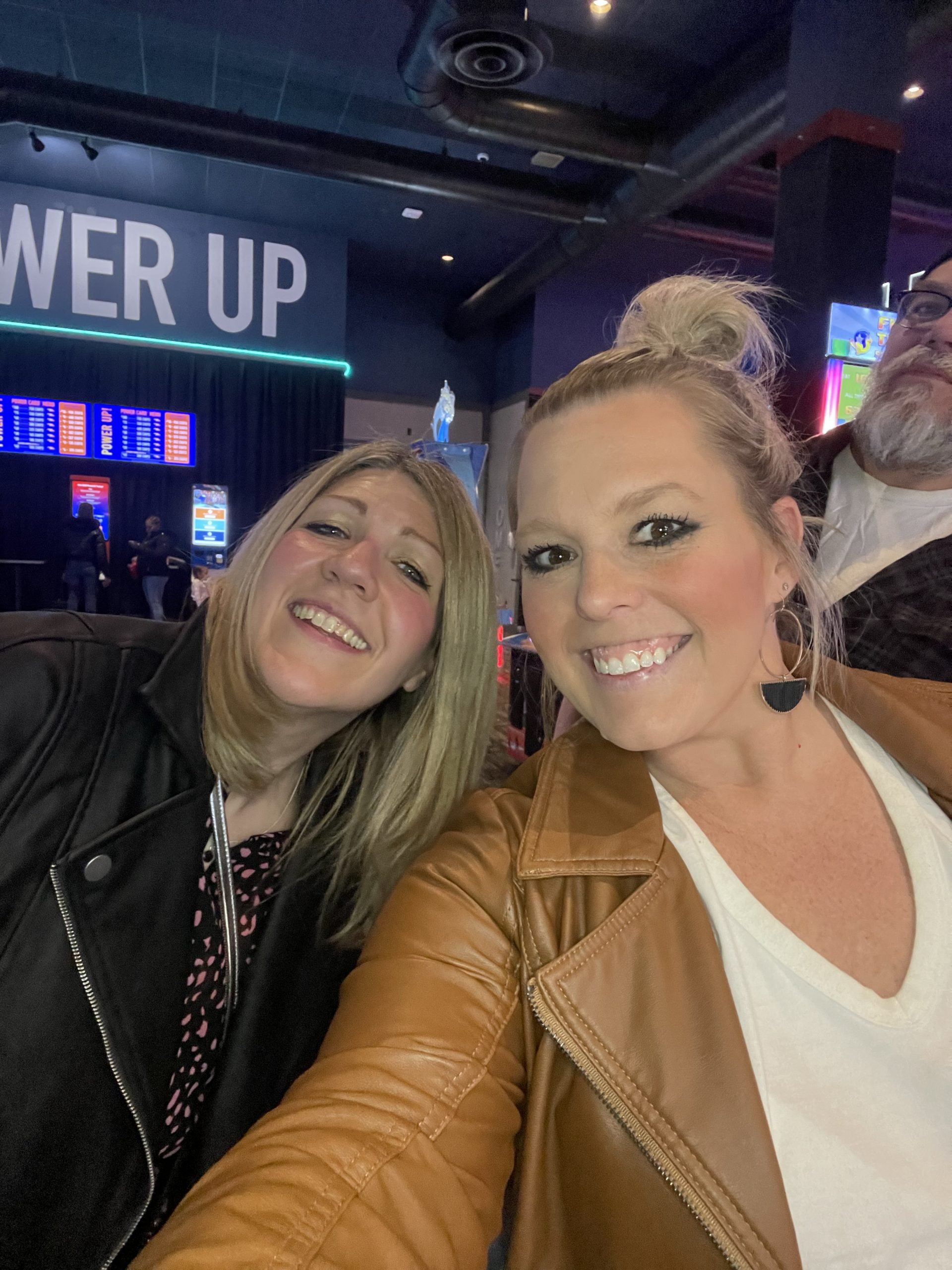 Oh Honestly, Erin » Pictures from last night.