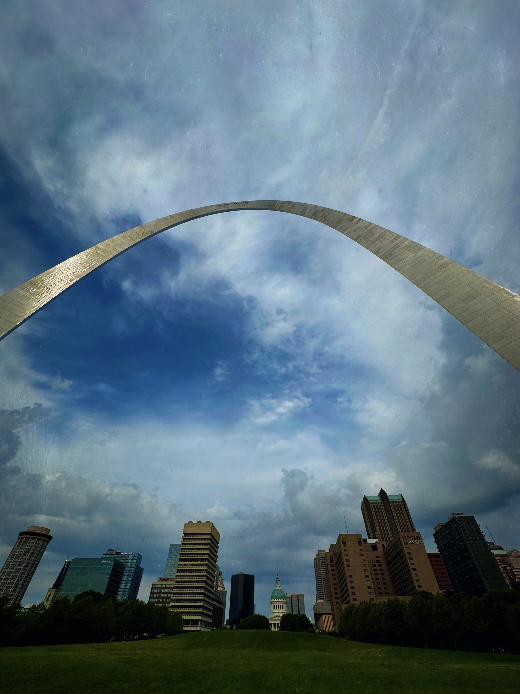 Oh Honestly, Erin » St Louis Arch Time!